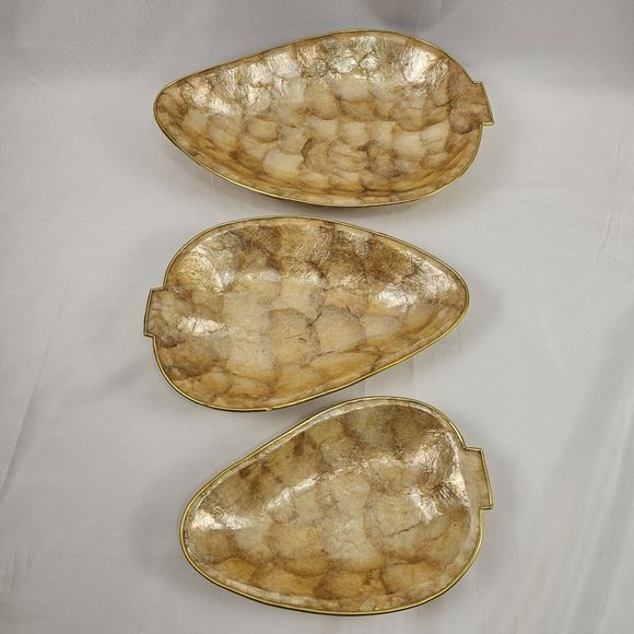 Unbranded | Accents | Capiz Shell Leaf Shaped Nesting Serving Trays ...